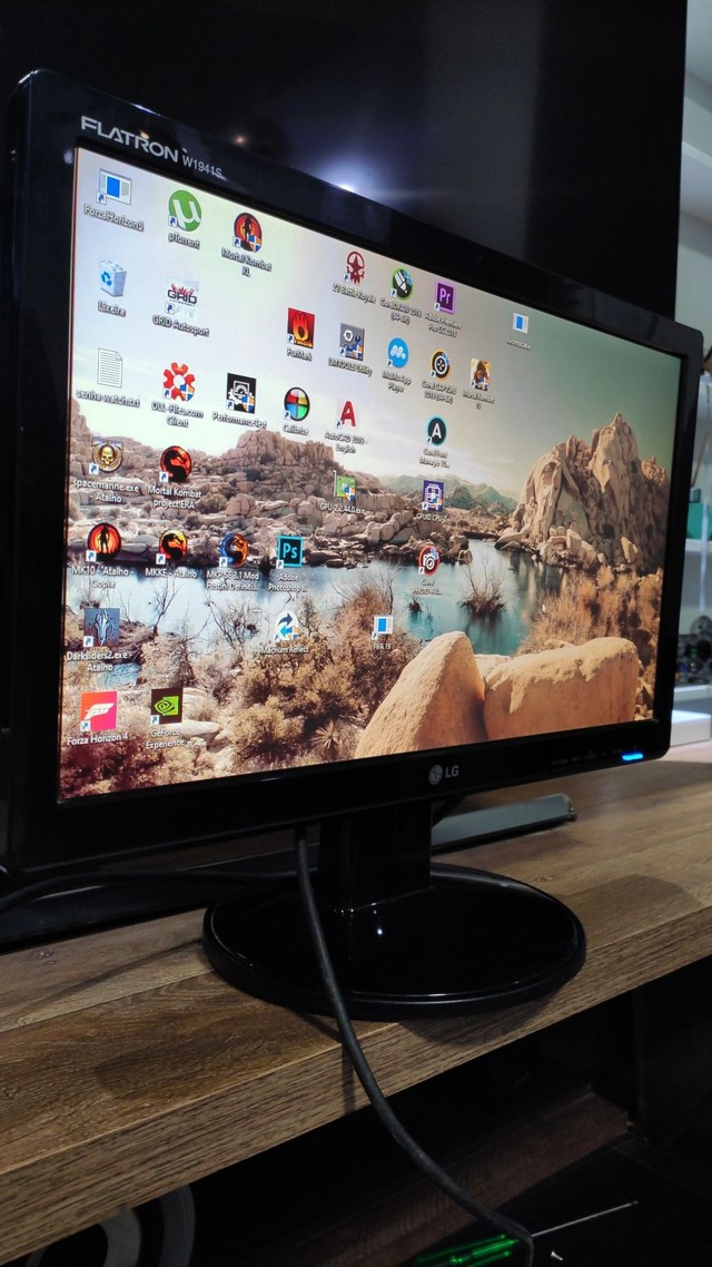 Monitores | +10000 anúncios na OLX Brasil