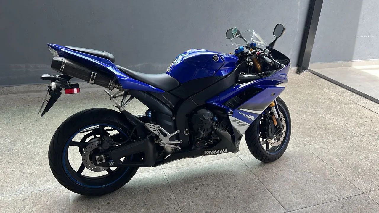 YAMAHA R-1 1000 2008 - 1050110568 | OLX