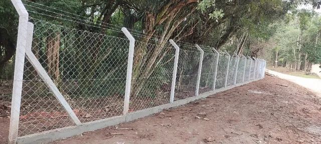 "cerca de concreto" no Brasil