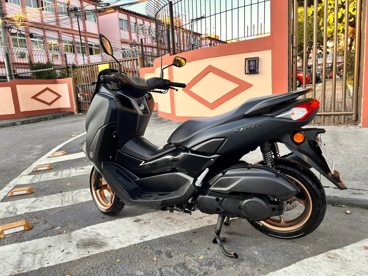 Motos YAMAHA NMAX 2023 no Brasil