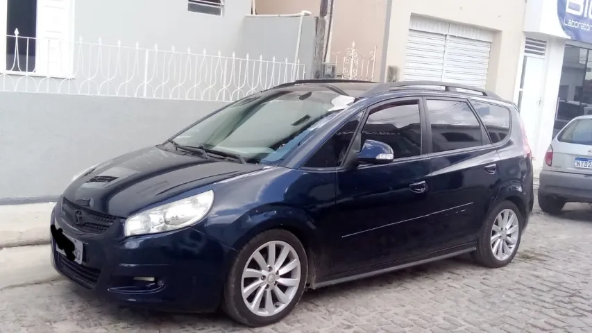 "carros com 6 lugares" - Carros Usados e Novos à venda