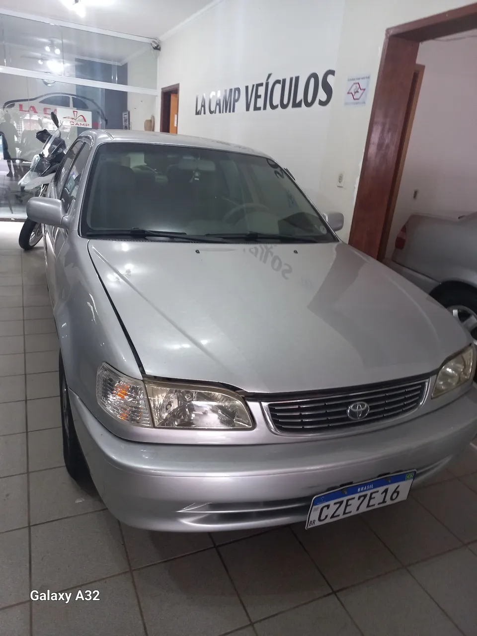 TOYOTA COROLLA 2000 Usados e Novos