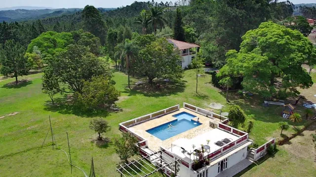 Sitio Com Piscina São Paulo | +10000 anúncios na OLX Brasil