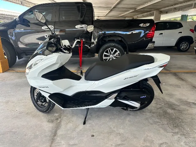 Motos HONDA PCX 2024 no Brasil