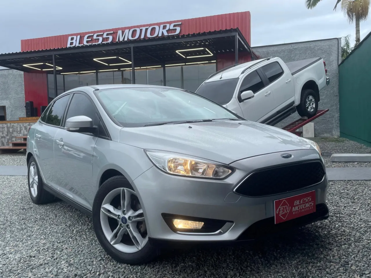 FORD FOCUS 2016 Usados e Novos