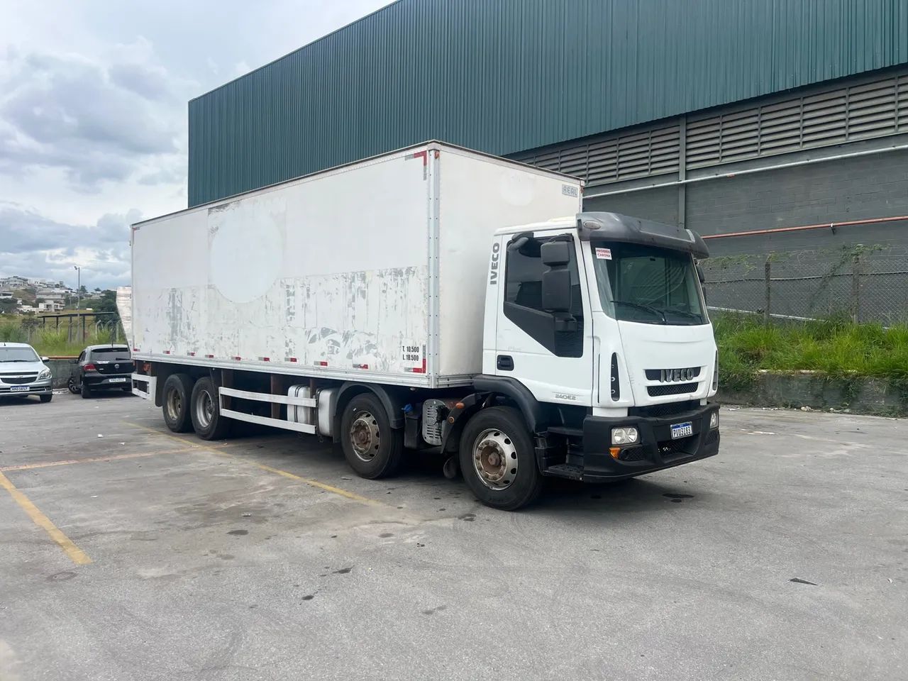 Iveco Tector 240 E 28 8x2 bitruk - Caminhões - Água Branca, Contagem ...