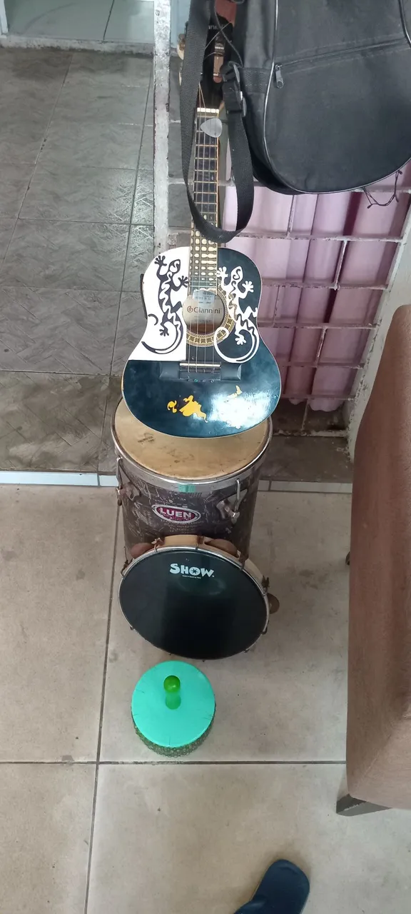 "instrumentos de pagode" no Brasil