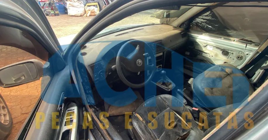 Sucata Vw Golf Flash 2006 Prata Para Retirada de Peças - Peças para ...