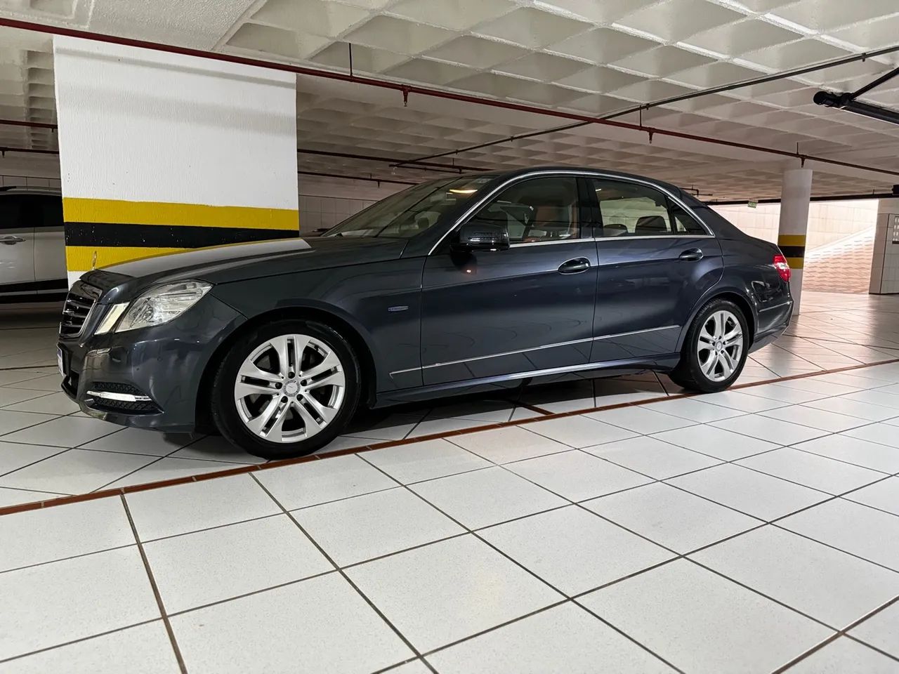 MERCEDES-BENZ E-250 Usados e Novos