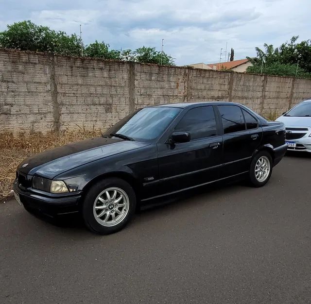 BMW 328I 1996 Usados e Novos