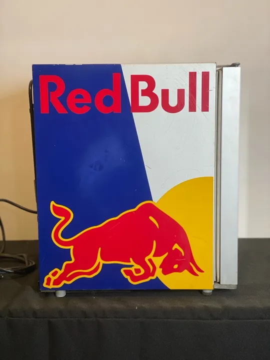 "frigobar red bull" - Geladeiras e Freezers no Brasil