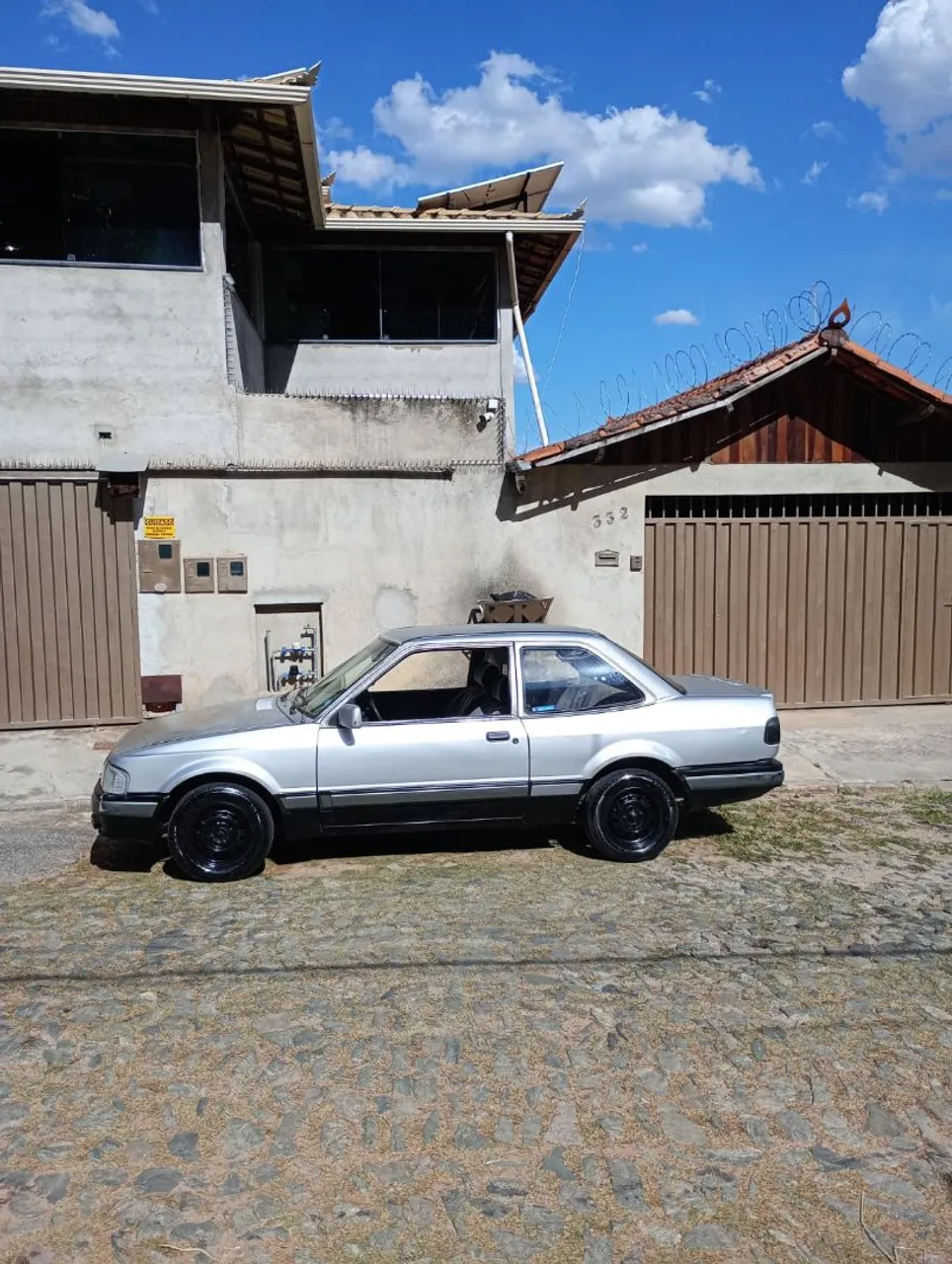 VOLKSWAGEN APOLO Usados e Novos
