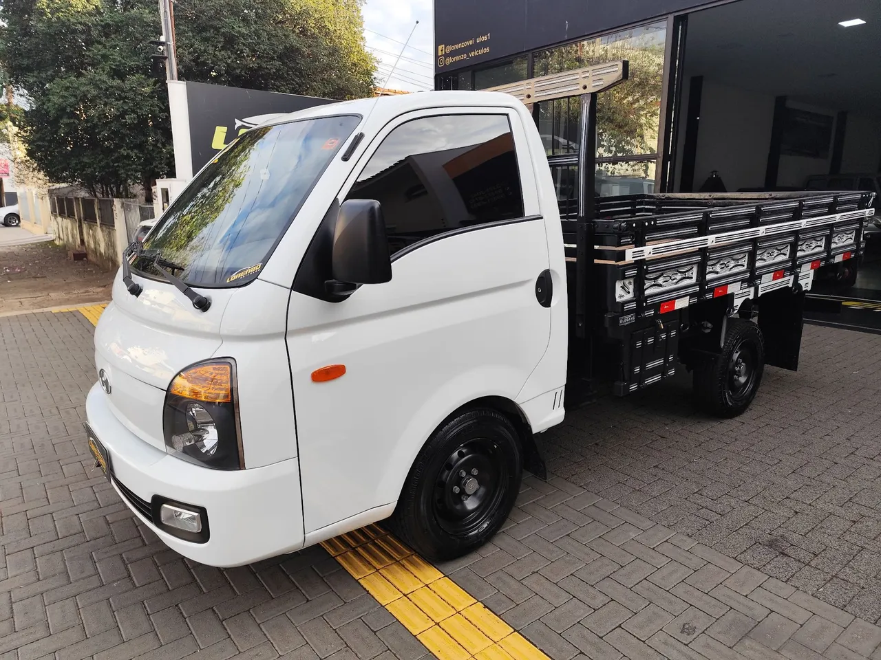 HYUNDAI HR Usados e Novos