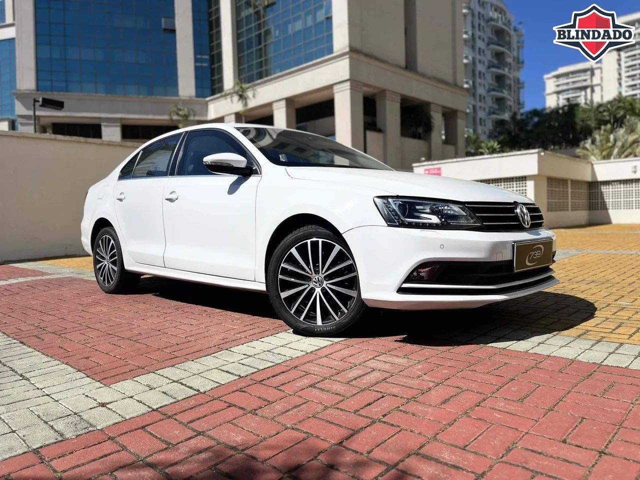 VOLKSWAGEN JETTA 2017 Usados e Novos