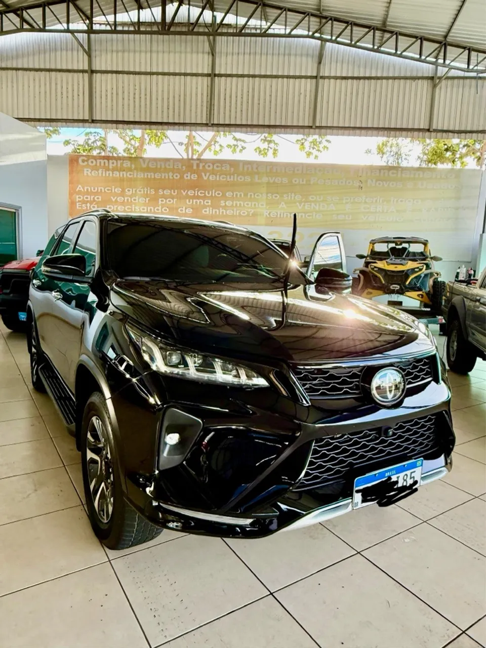 TOYOTA HILUX SW4 DIAMOND 2.8 TB 4X4 DIE. AUT. Usados e Novos