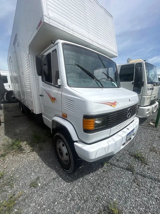 MERCEDES BENZ 710 chassis - Caminhões - Jardim Presidente, Goiânia ...