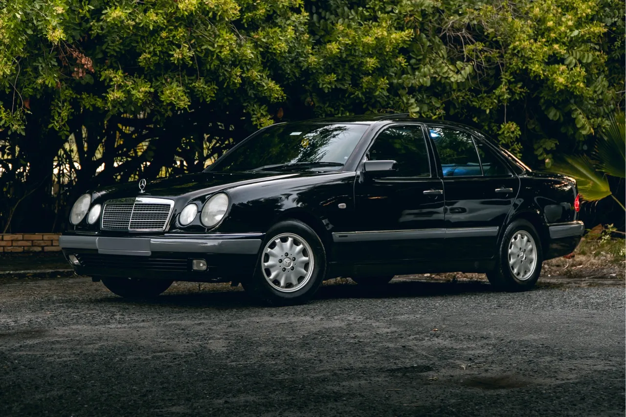 MERCEDES-BENZ 1998 Usados e Novos