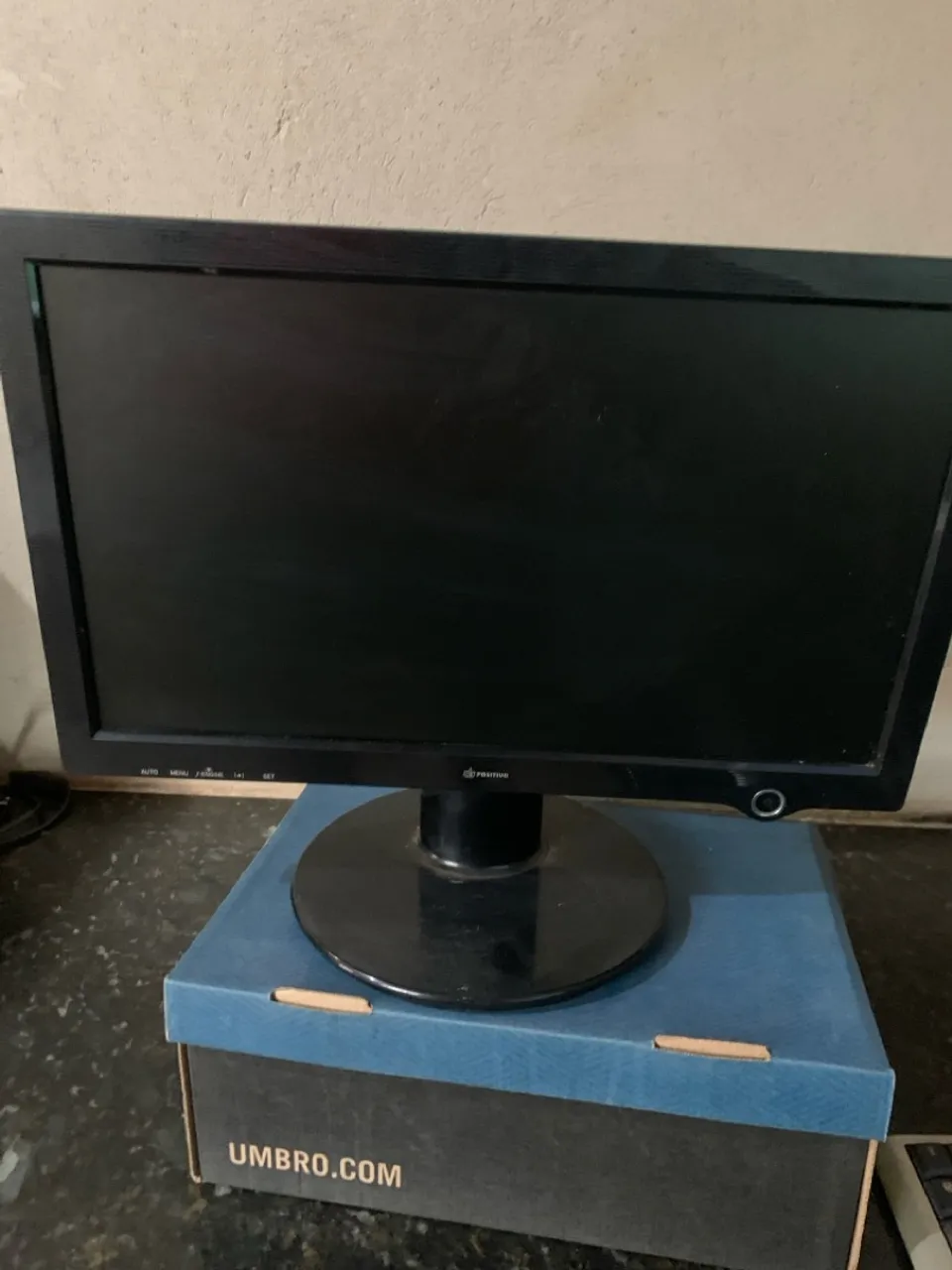 "monitor de 14 polegadas" - Monitores no Brasil