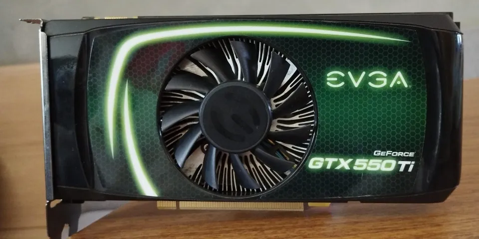 "gtx 550 ti" - Placas de Vídeo no Brasil