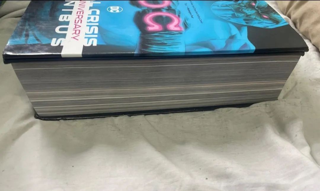 HQ - DC Crisis on Infinite Earths 30th Anniversary Omnibus - Capa Dura ...