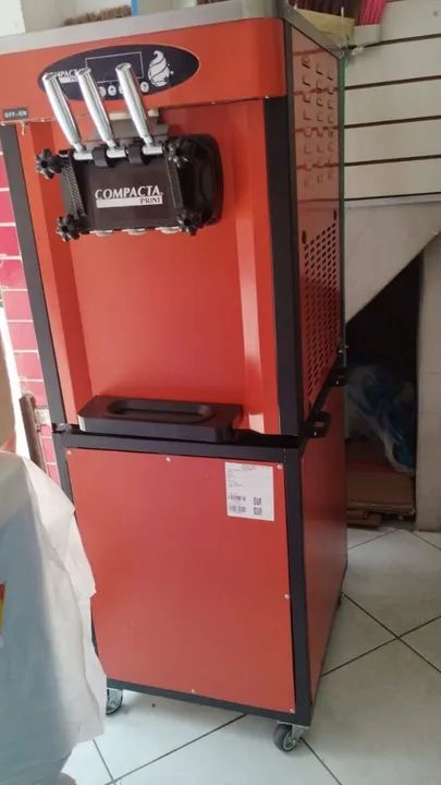 Máquina de Sorvete Soft Serve Compacta - Equipamentos Para Comércio ...