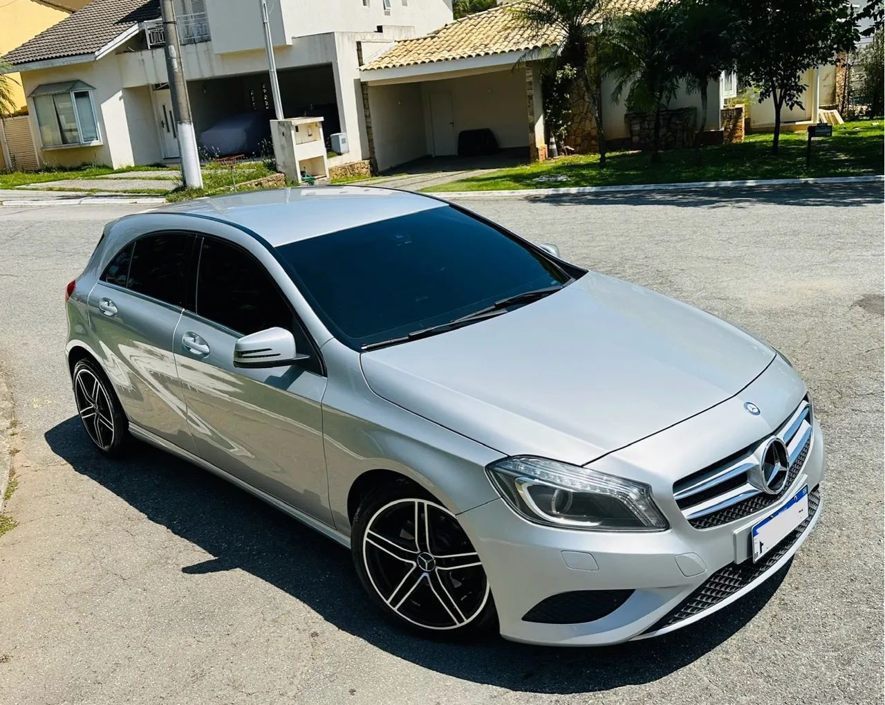 MERCEDES-BENZ A-200 2015 Usados e Novos