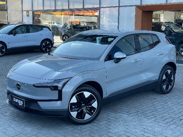 VOLVO EX30 Usados e Novos