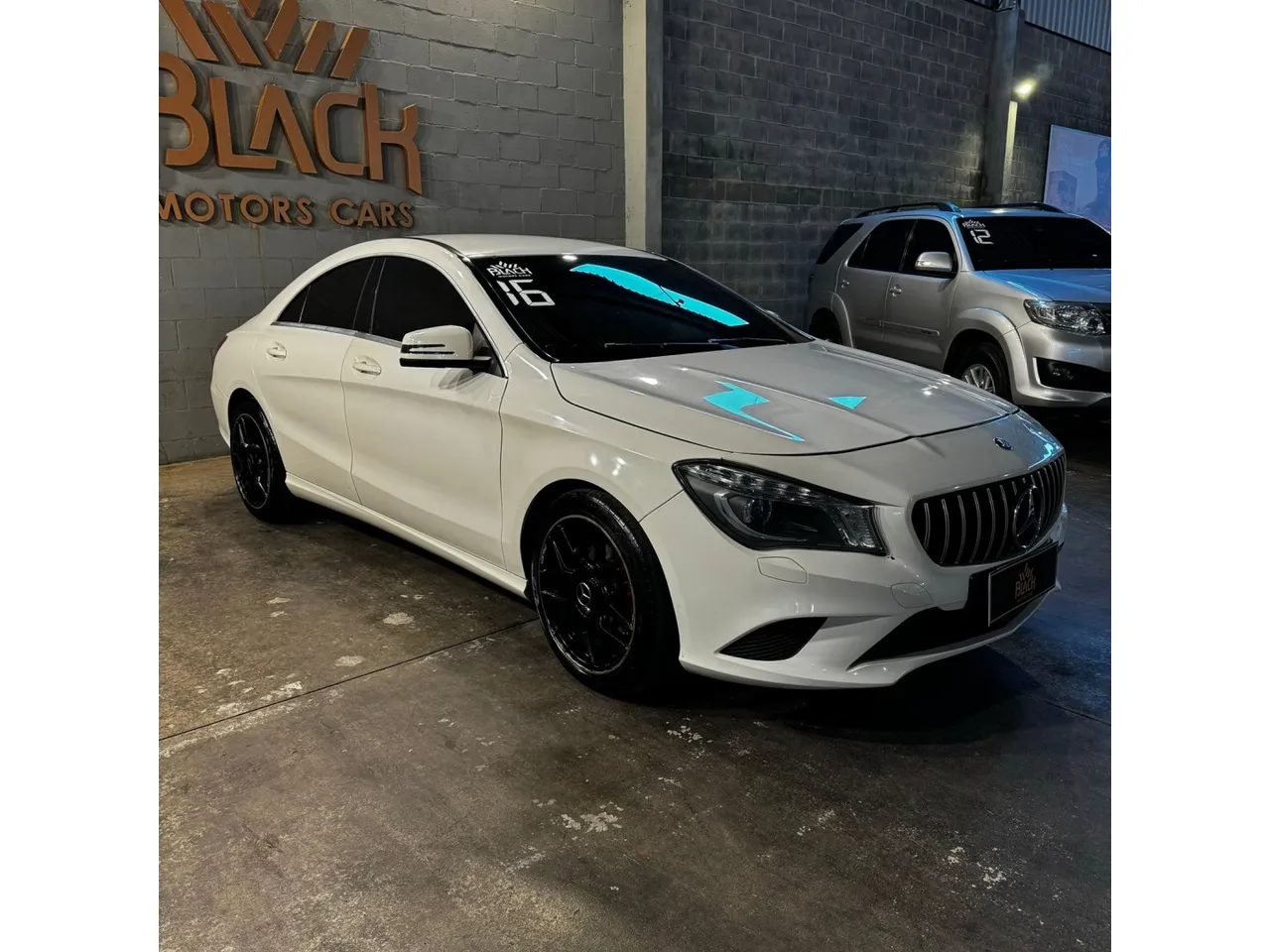 MERCEDES-BENZ CLA-200 2016 Usados e Novos