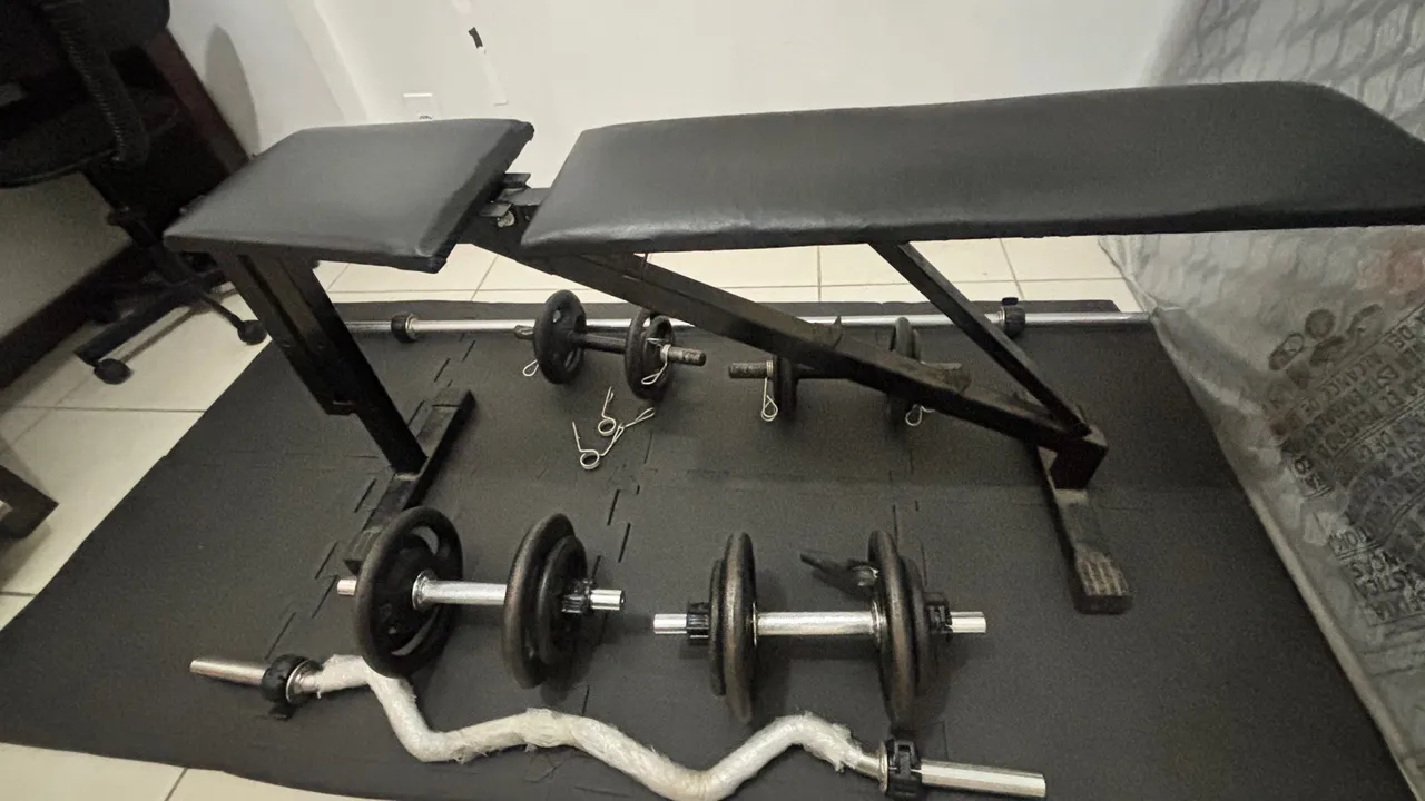 "kit de pesos de academia" - Academia e Exercícios no Brasil