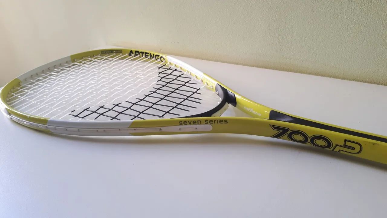 Raquete Squash Artengo Seven Series 700D - Esportes de Quadra e Ao Ar ...