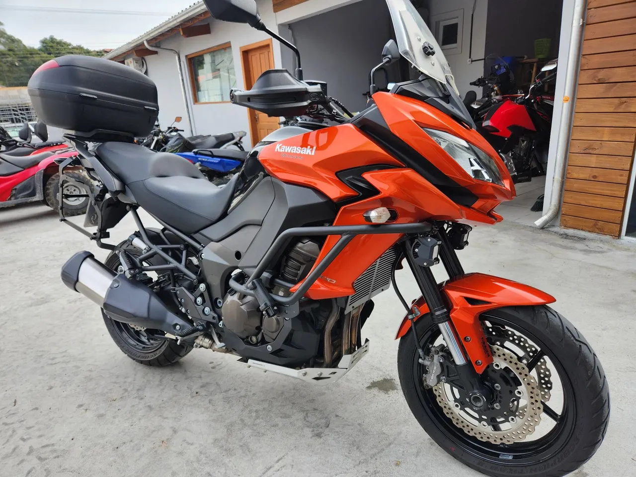 Motos KAWASAKI VERSYS no Brasil