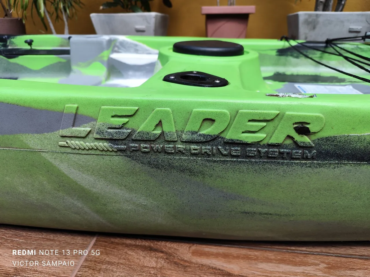 "caiaques com motor" no Brasil