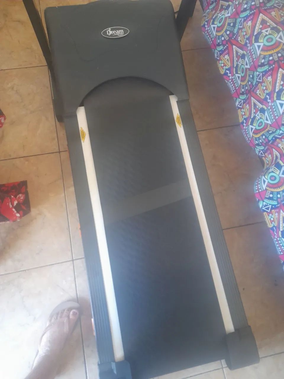 Esteira Ergometrica semi nova - Academia e Exercícios - Senador Camará ...