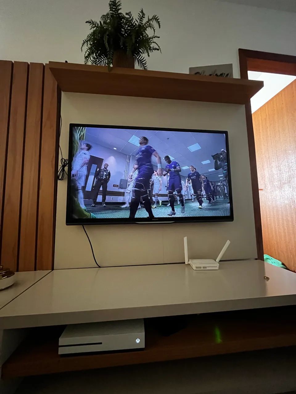 Xbox One S 1TB - Branco - Consoles de Vídeo Game - Ataíde, Vila Velha ...