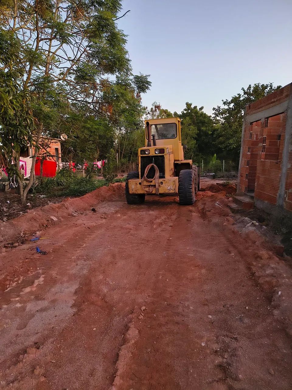 Carregadeira 55c - Caminhões - Ipiranga, Guarapari 1467406310 | OLX