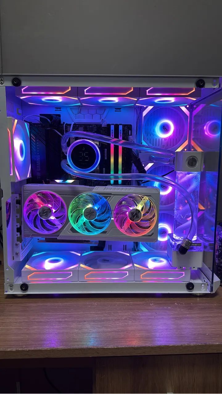 ? PC GAMER HIGH-END - AM5 | DDR5 | RX 9060 XT | 32GB ? - Computadores e ...