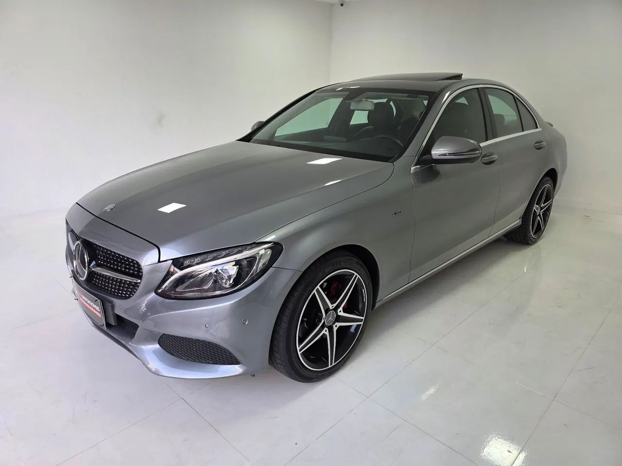 Concessionária/ Loja De Veículos - Comércio e indústria - Jardim ...