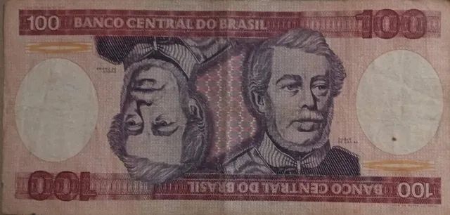"nota de 100 antiga" no Brasil