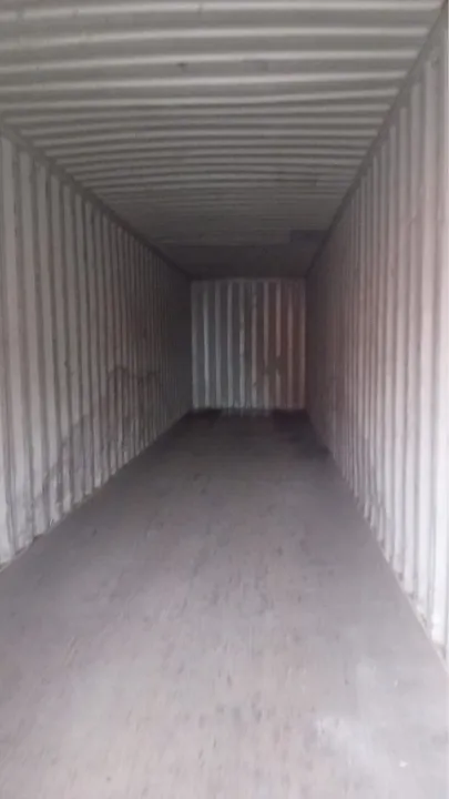 "container de 40 pes" no Brasil