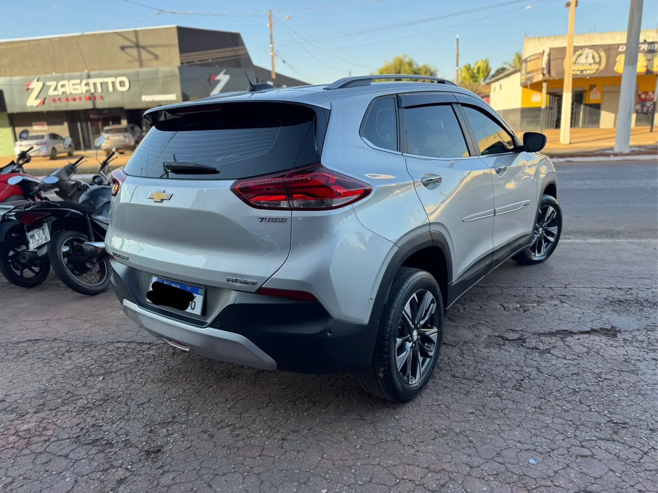"tracker 2020" - Carros Usados e Novos à venda