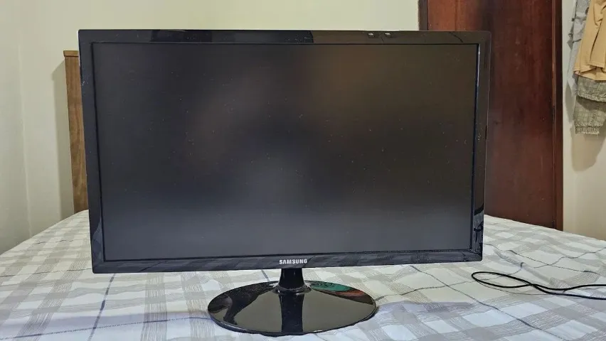 "monitores de 24 polegadas" - Monitores no Brasil