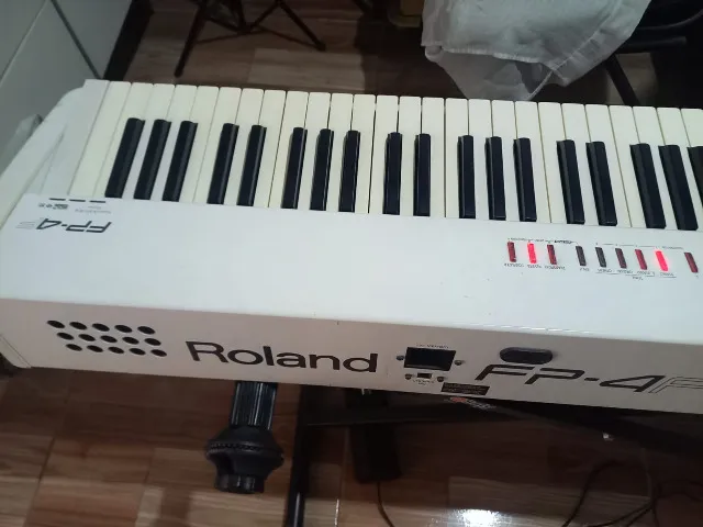 "pianos digital" no Brasil