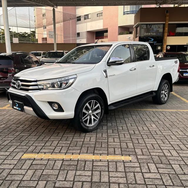 TOYOTA HILUX 2016 Usados e Novos