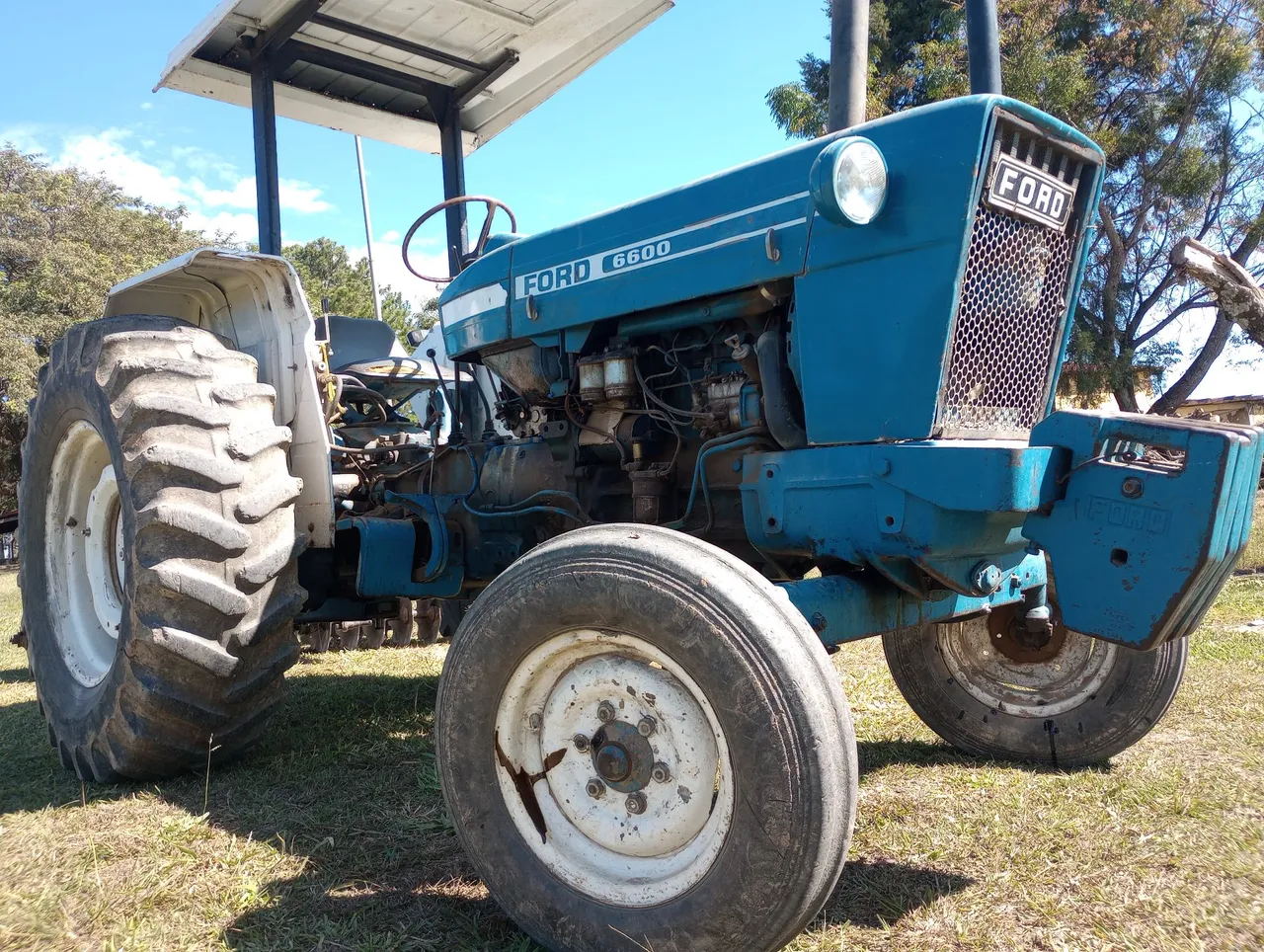 "trator ford 6600" - Tratores e máquinas agrícolas no Brasil