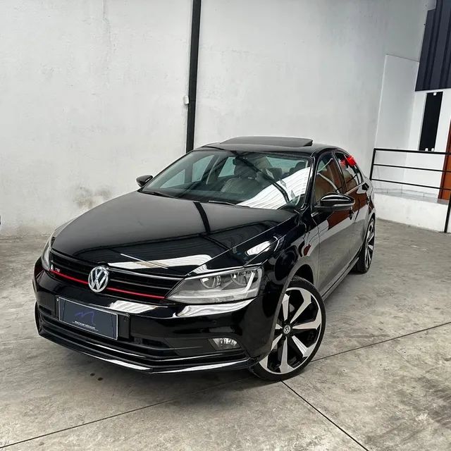 VOLKSWAGEN JETTA 2017 Usados e Novos
