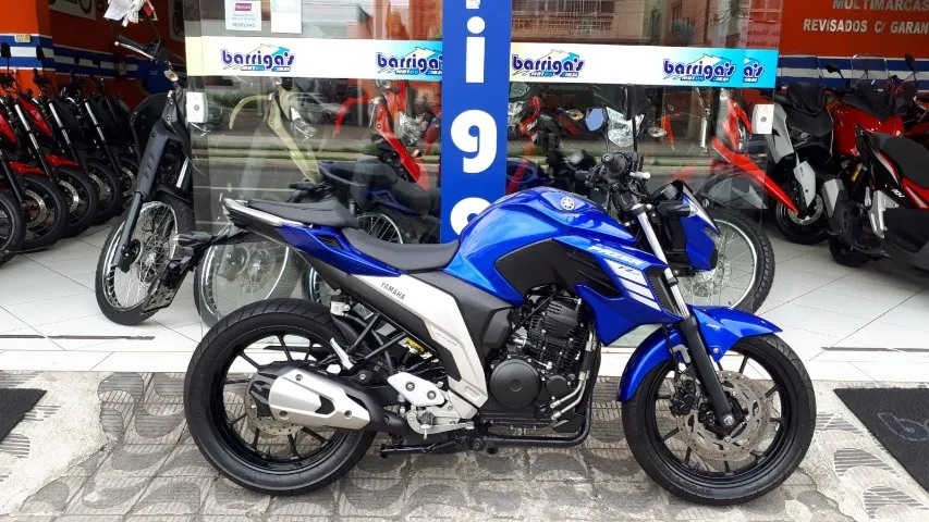 Motos YAMAHA FZ25 2023 no Brasil