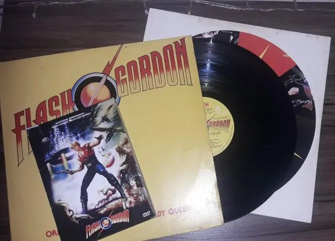 Queen Flash Gordon Disco LP - CDs, DVDs etc - São Francisco de Assis ...