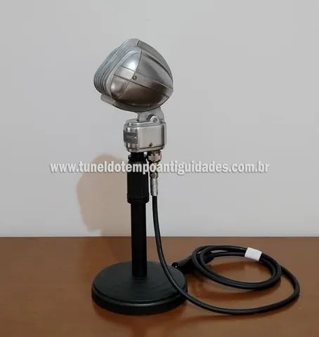 "microfone antigo" no Brasil