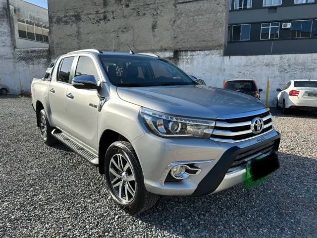 TOYOTA HILUX 2016 Usados e Novos