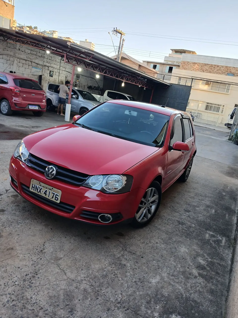 VOLKSWAGEN GOLF SPORTLINE 1.6 MI TOTAL FLEX 8V 4P Usados e Novos
